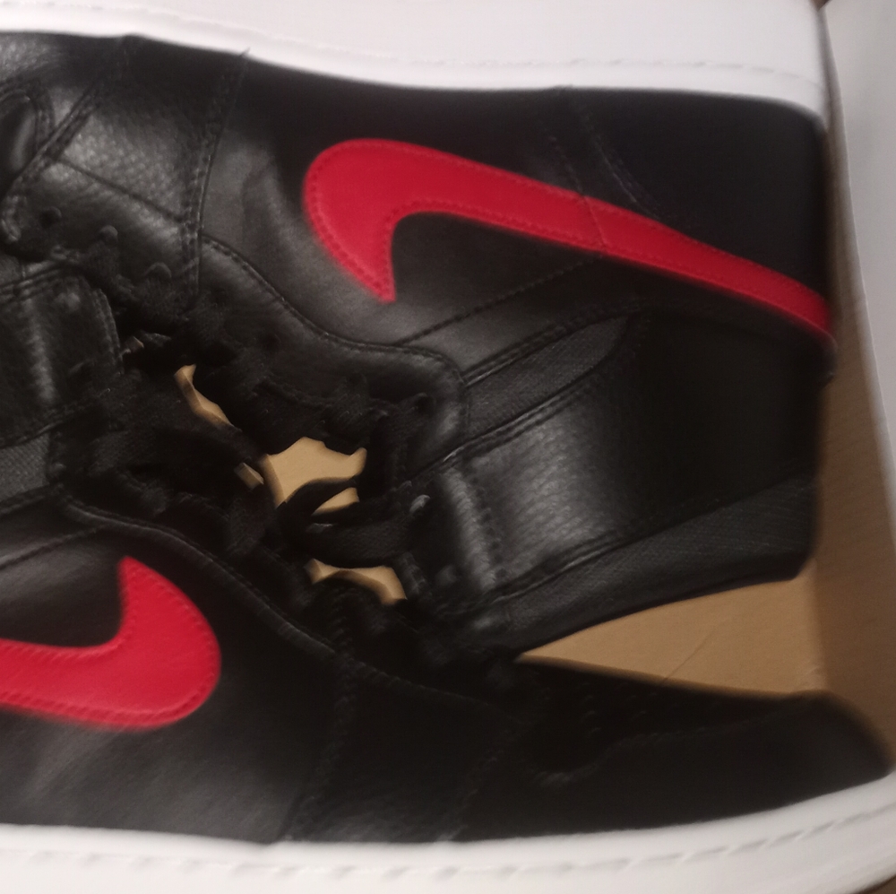 Rare Air Jordan 1s - Gem